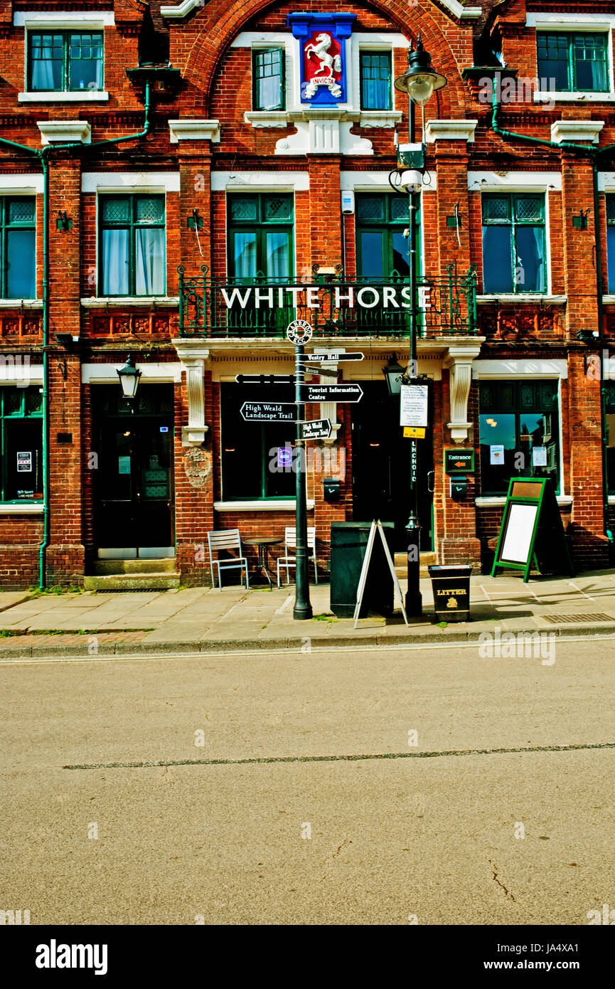 The White Horse Hotel, Cranbrook, Kent Stock Photo - Alamy