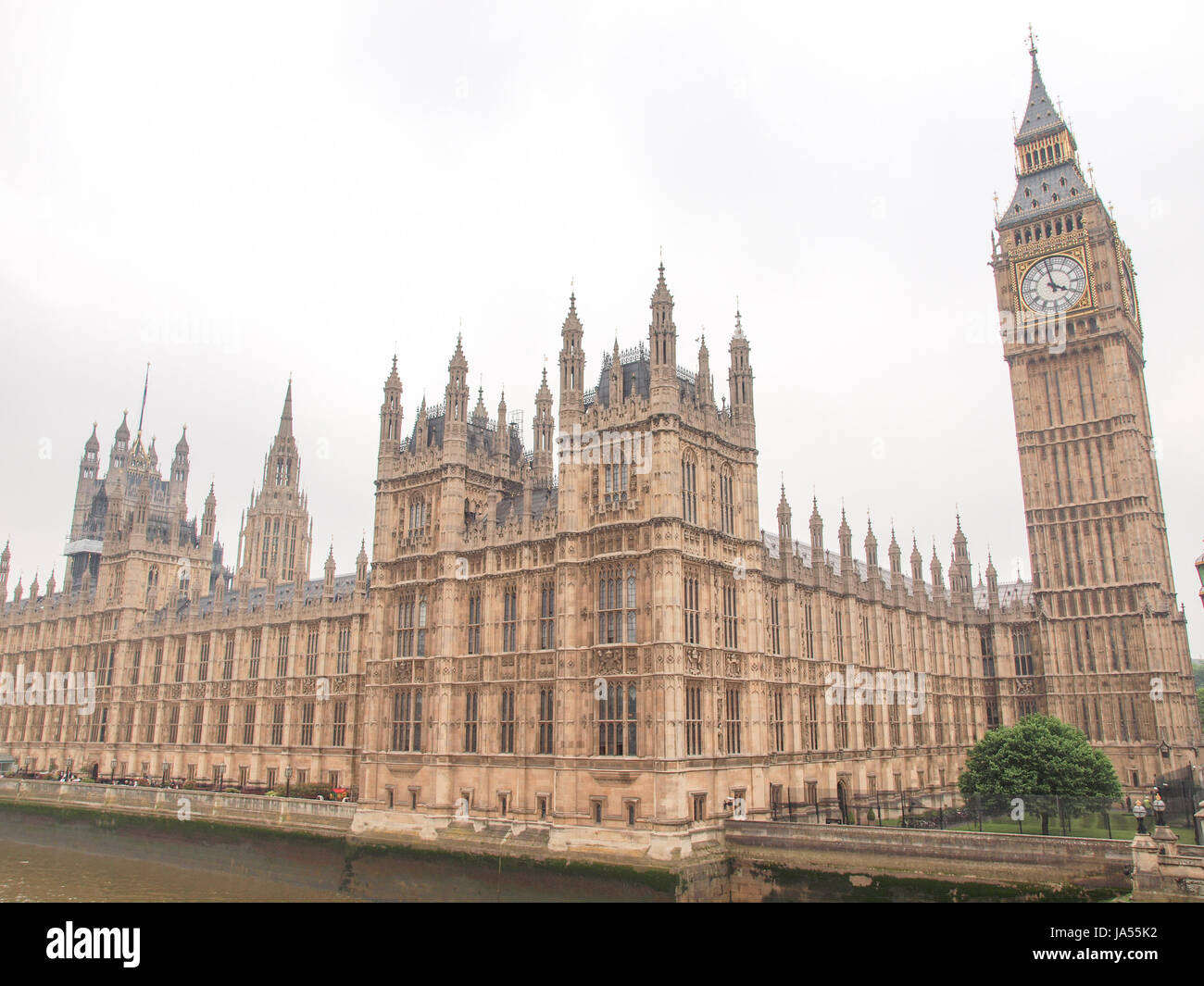 big, large, enormous, extreme, powerful, imposing, immense, relevant ...