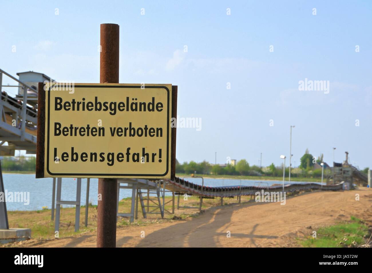 sign, signal, hint, prohibition sign, premises, illegal, prohibited ...