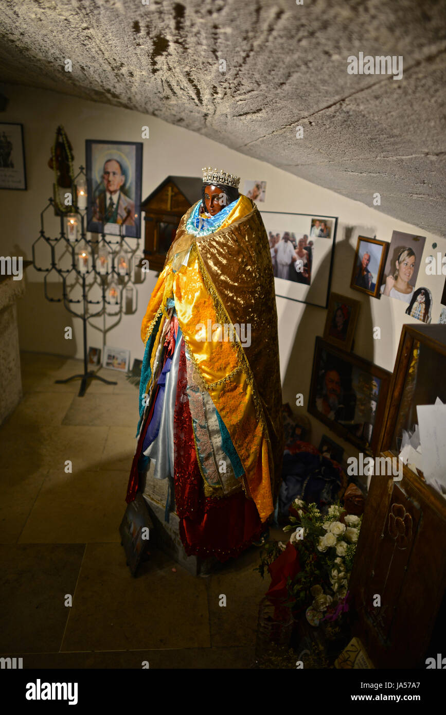 Pilgrims visit Sara, Patron saint of the Gypsies Sara at The Church of ...