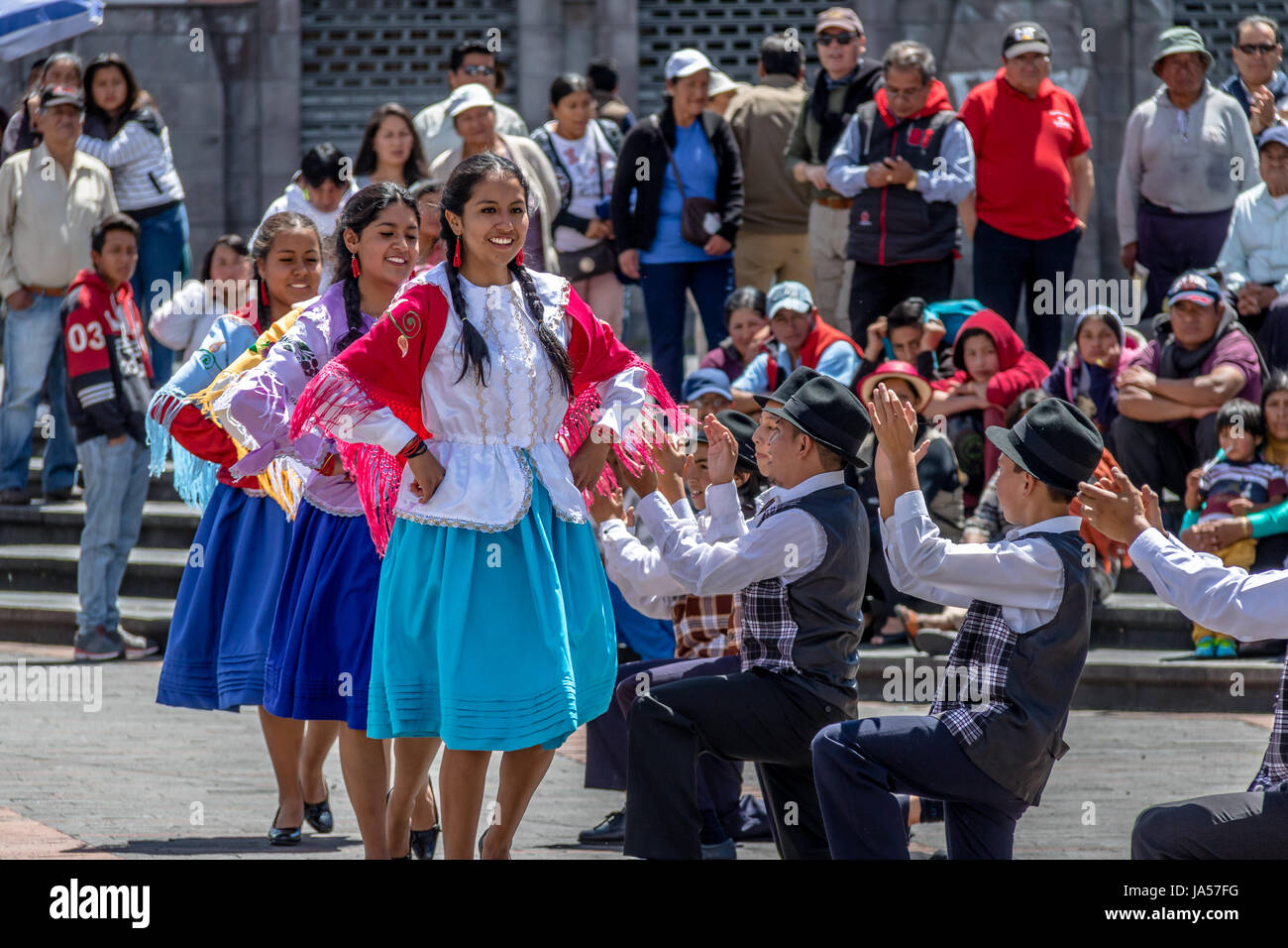 Group in local costume performing ecuadorian traditional dance - Quito ...