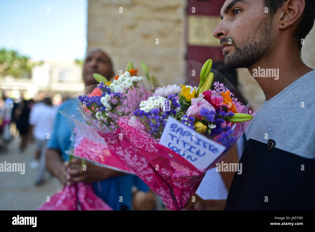 Before the procession of Patron saint of the Gypsies Sara to the sea ...
