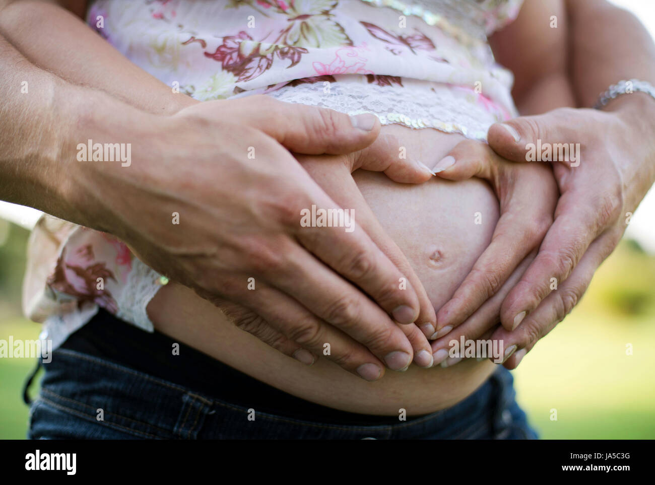 hand, hands, belly, tummy, symbols, pregnancy, pregnant, love, in love ...