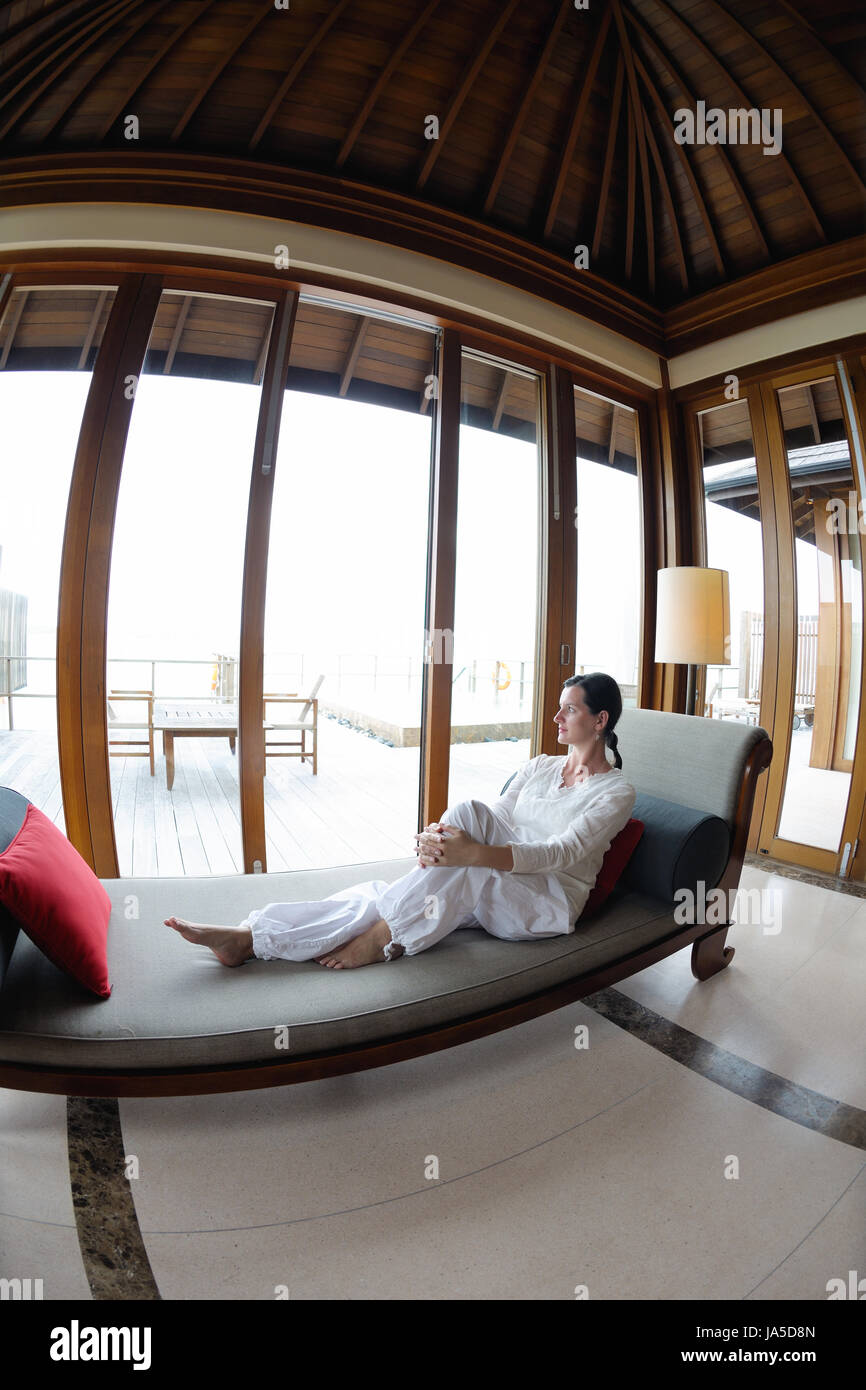 woman, wait, waiting, laugh, laughs, laughing, twit, giggle, smile ...