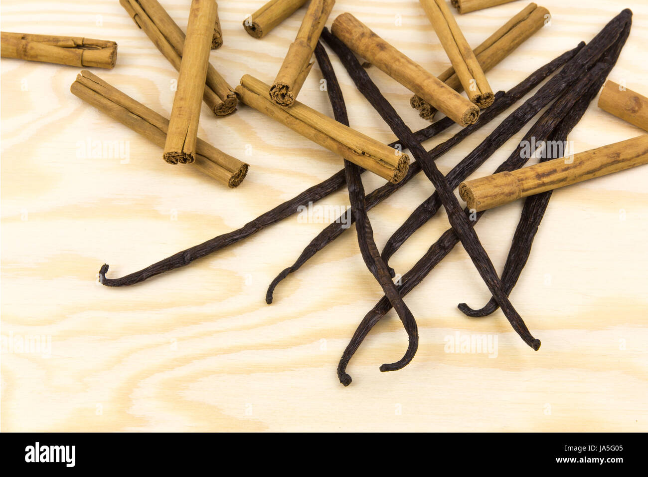 isolated, studio photography, ingredients, spices, rods, bake, vanilla ...