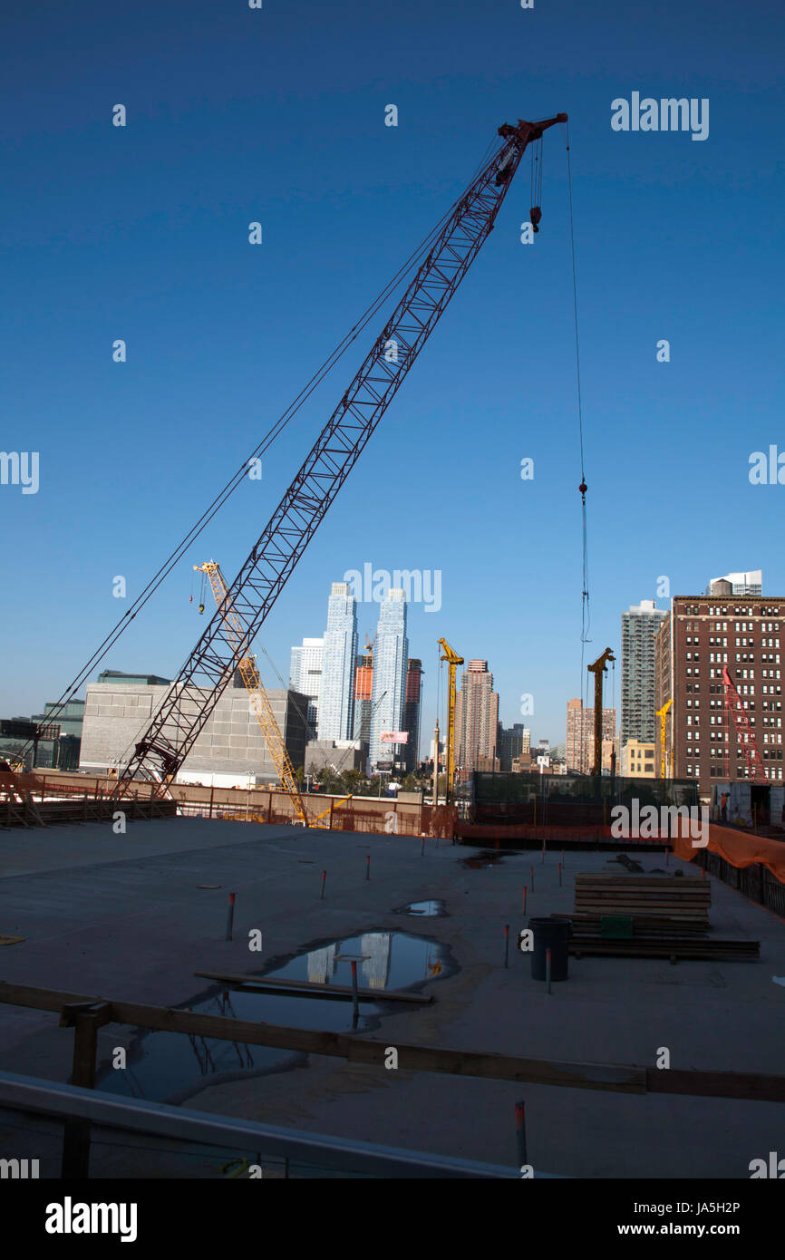 Elevated railroad 42nd street hi-res stock photography and images - Alamy