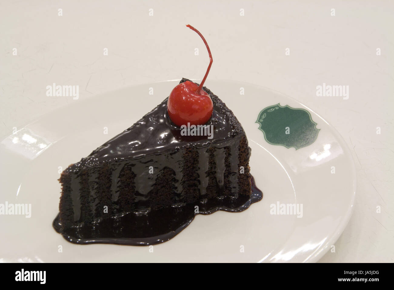 restaurant, plate, cake, pie, cakes, piece, section, segment, part ...