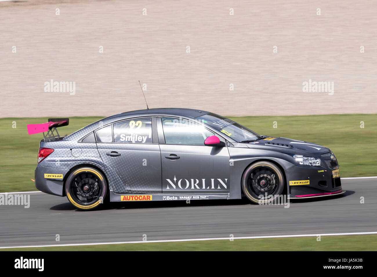 Donnington park race track hi-res stock photography and images - Alamy