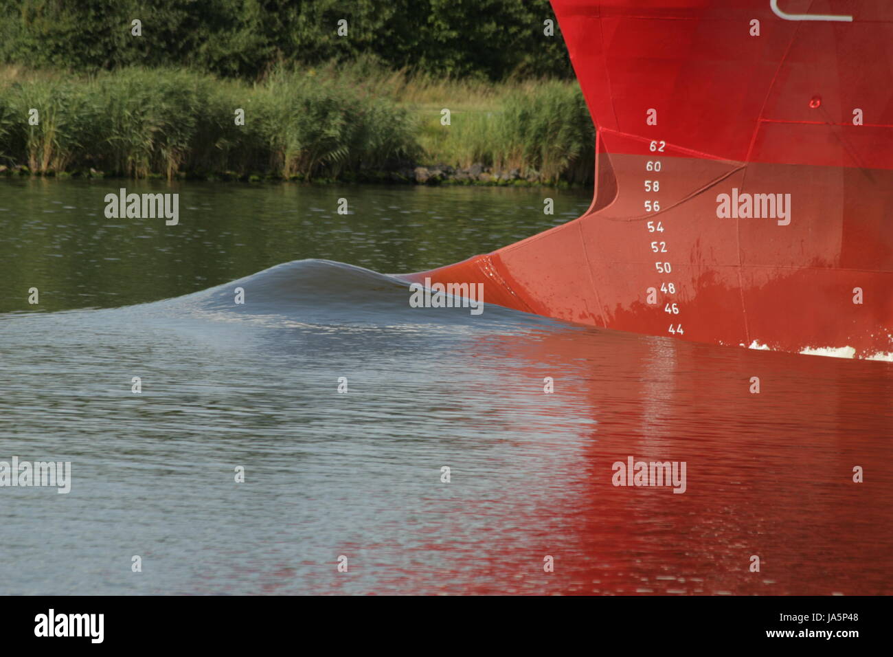 navigation, flotation depth, hull, deep-sea vessel, sailing boat ...