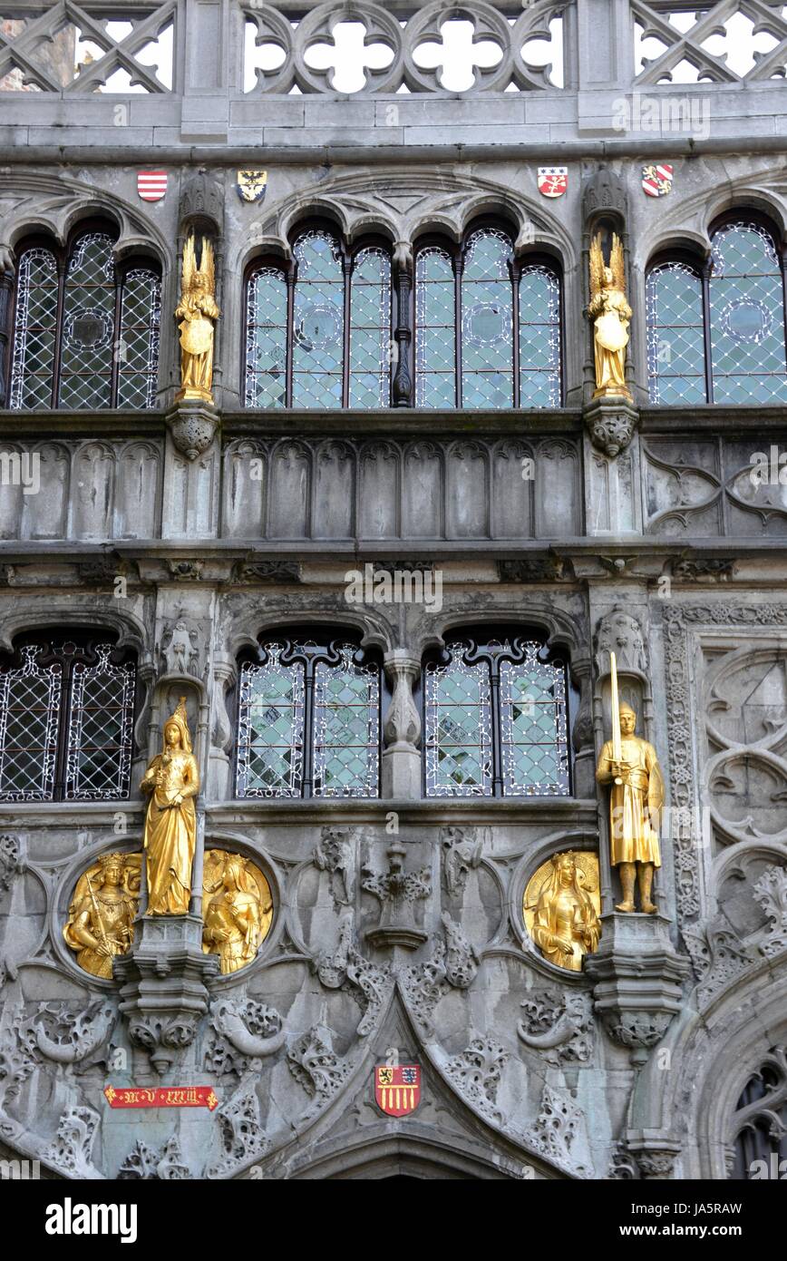 house, building, city, town, style of construction, architecture ...