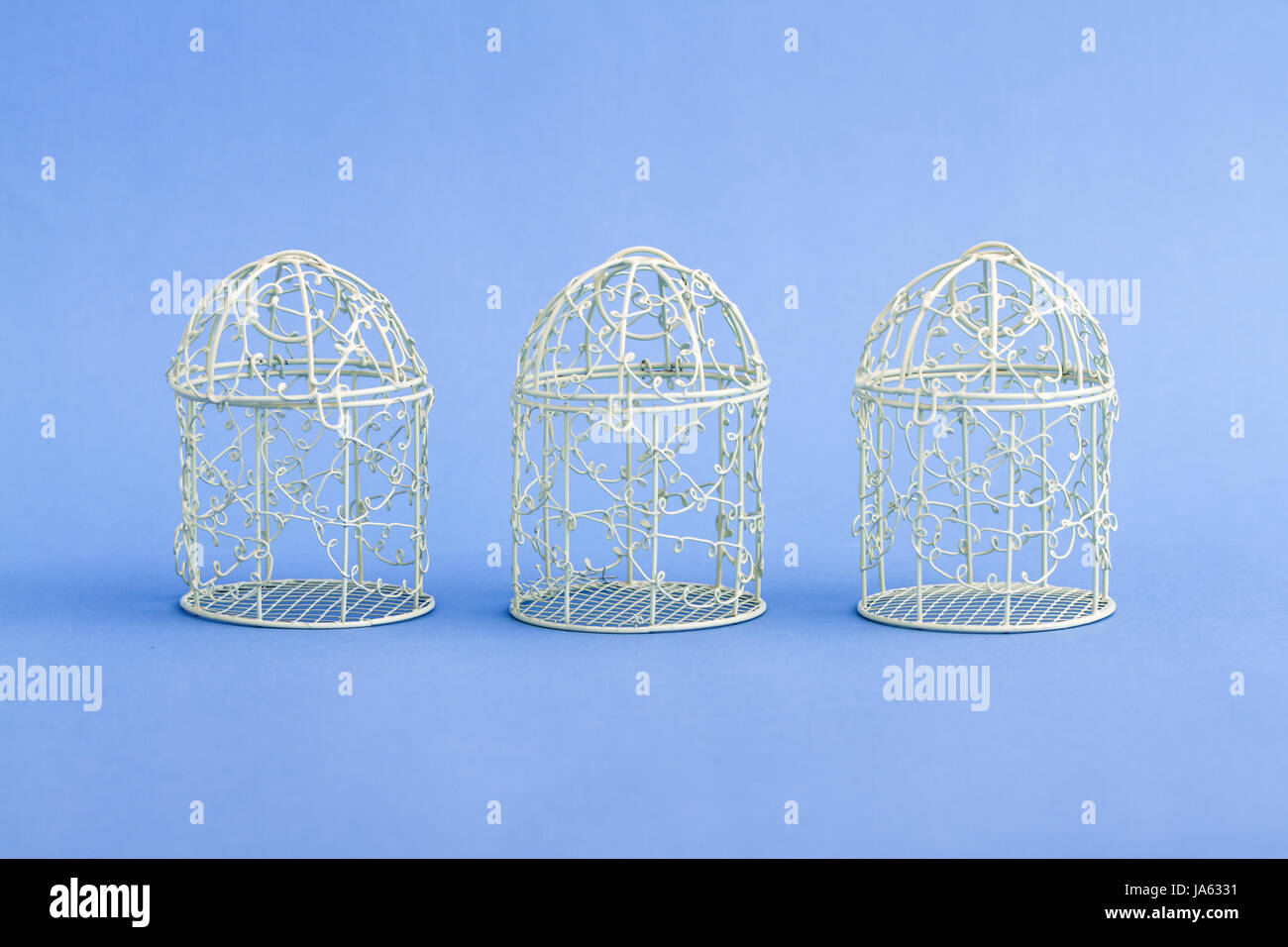 Iron cages hi-res stock photography and images - Alamy