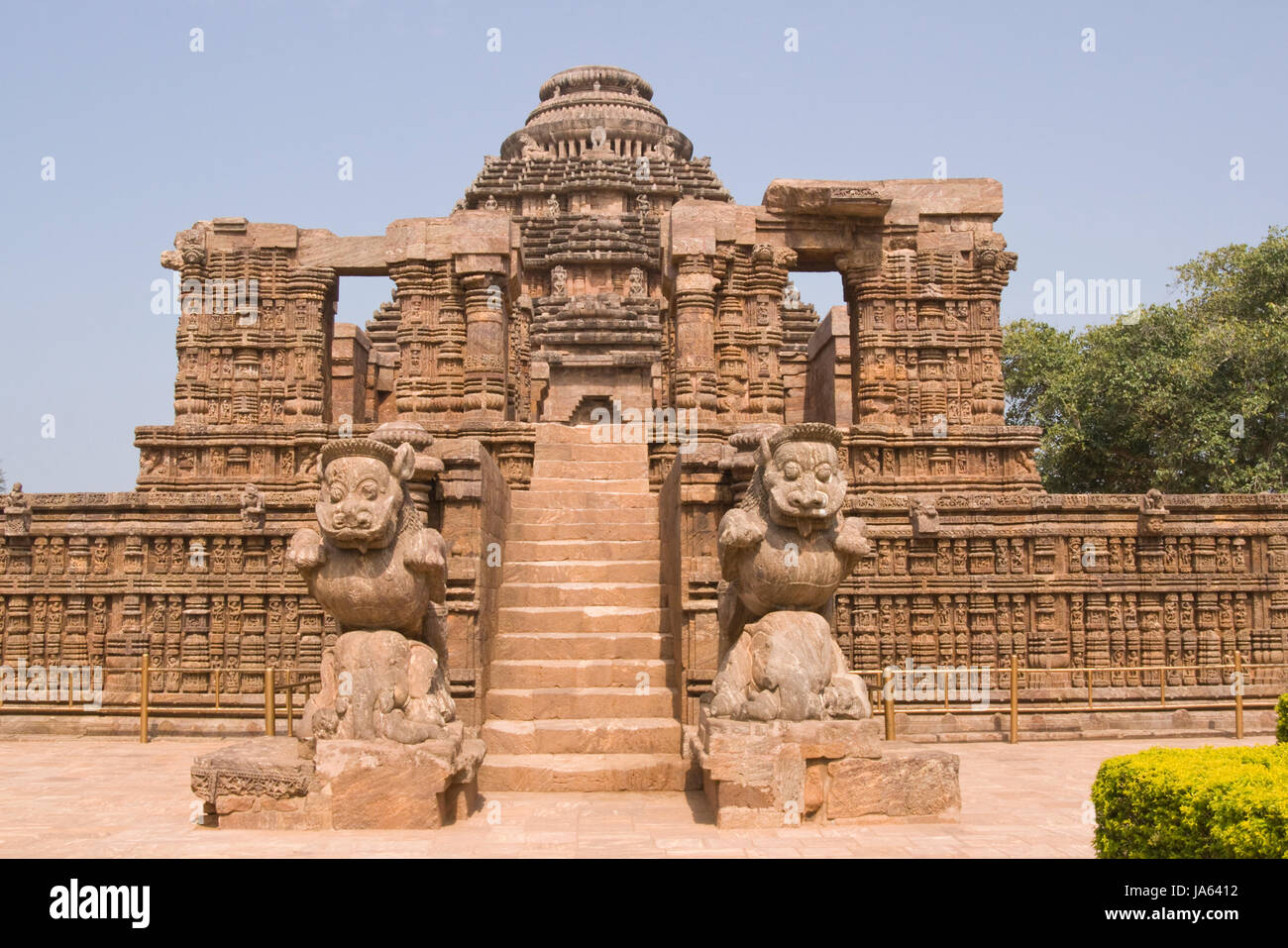 Konark temple architecture hi-res stock photography and images - Alamy