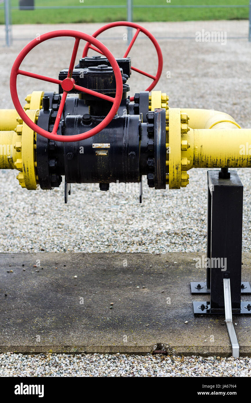 gas - pipeline Stock Photo - Alamy