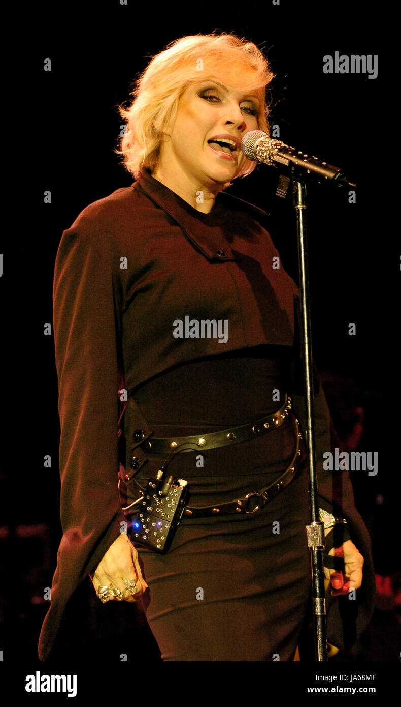 Debbie Harry Live Concert High Resolution Stock Photography and Images ...