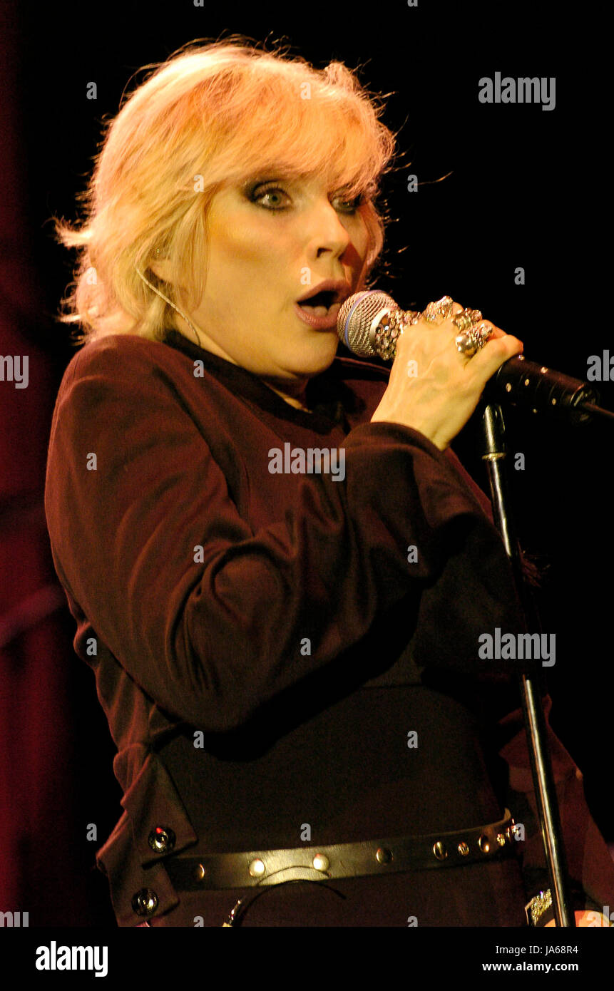 Debbie Harry Blondie In Concert High Resolution Stock Photography and ...
