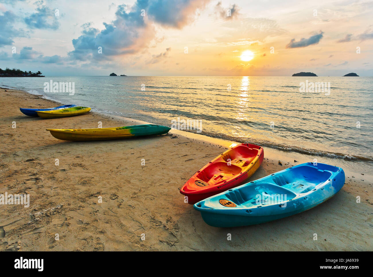 Koh chang kayak hi-res stock photography and images - Alamy