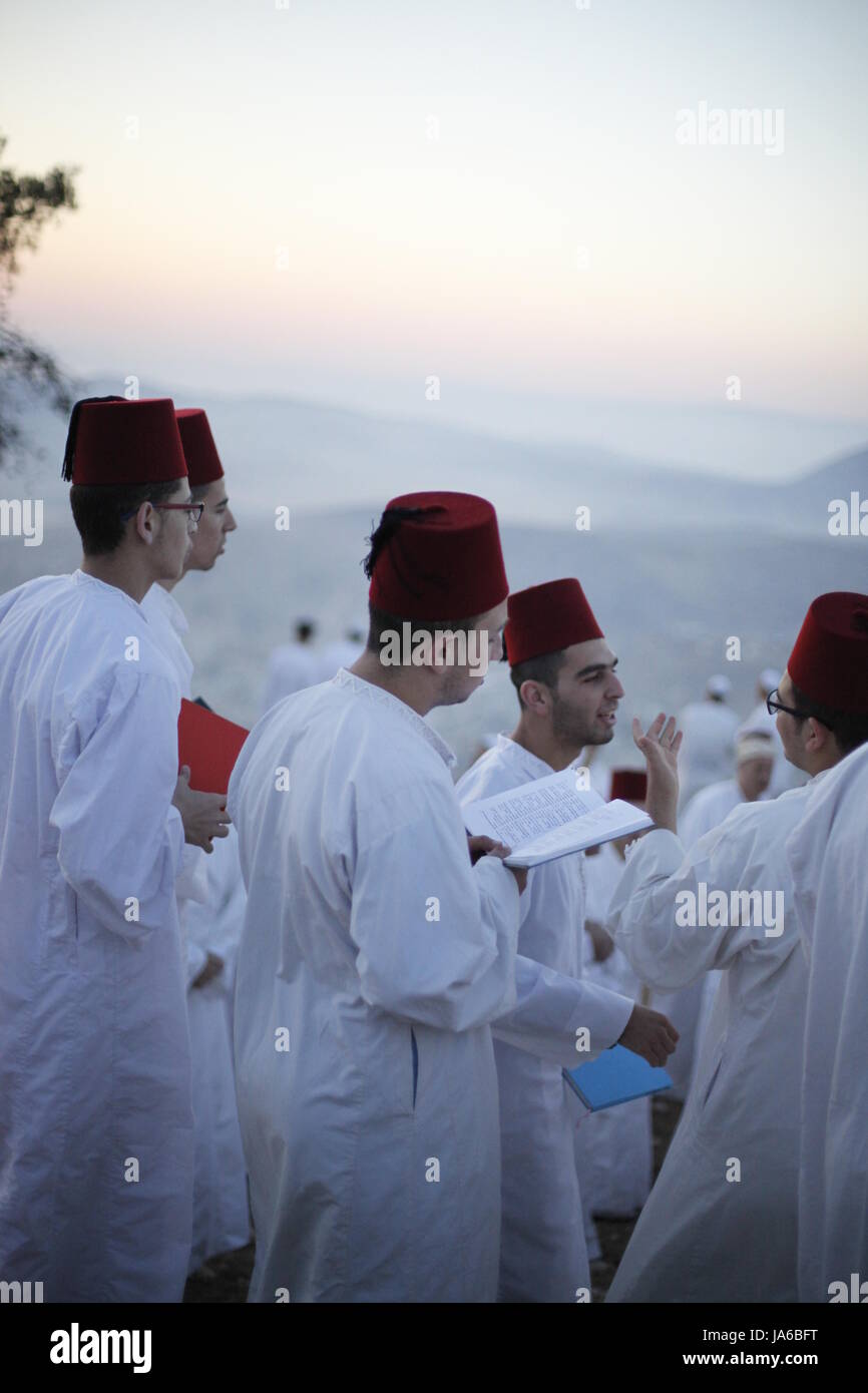 Samaritans participate in a traditional ceremony celebrating the giving ...