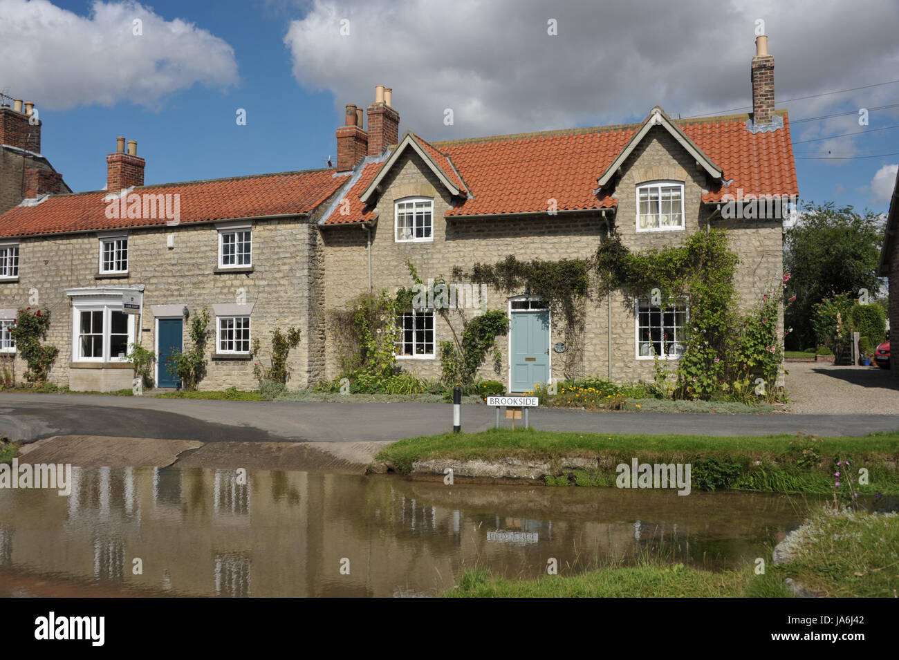 Hovingham hall hi-res stock photography and images - Alamy