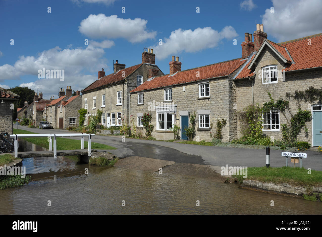 Hovingham hall yorkshire hi-res stock photography and images - Alamy