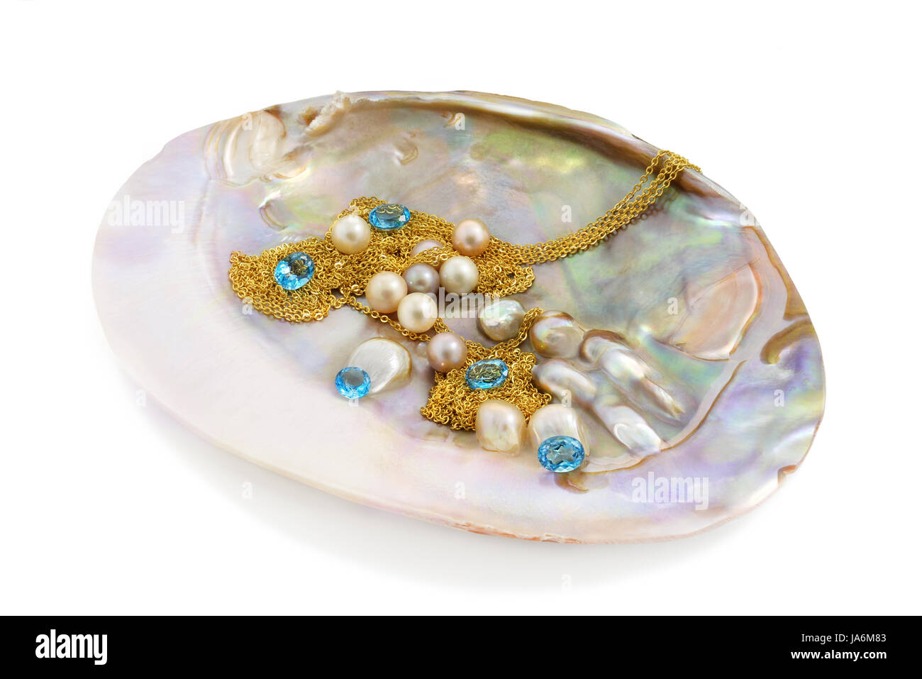 Gold shell jewelry hi-res stock photography and images - Alamy