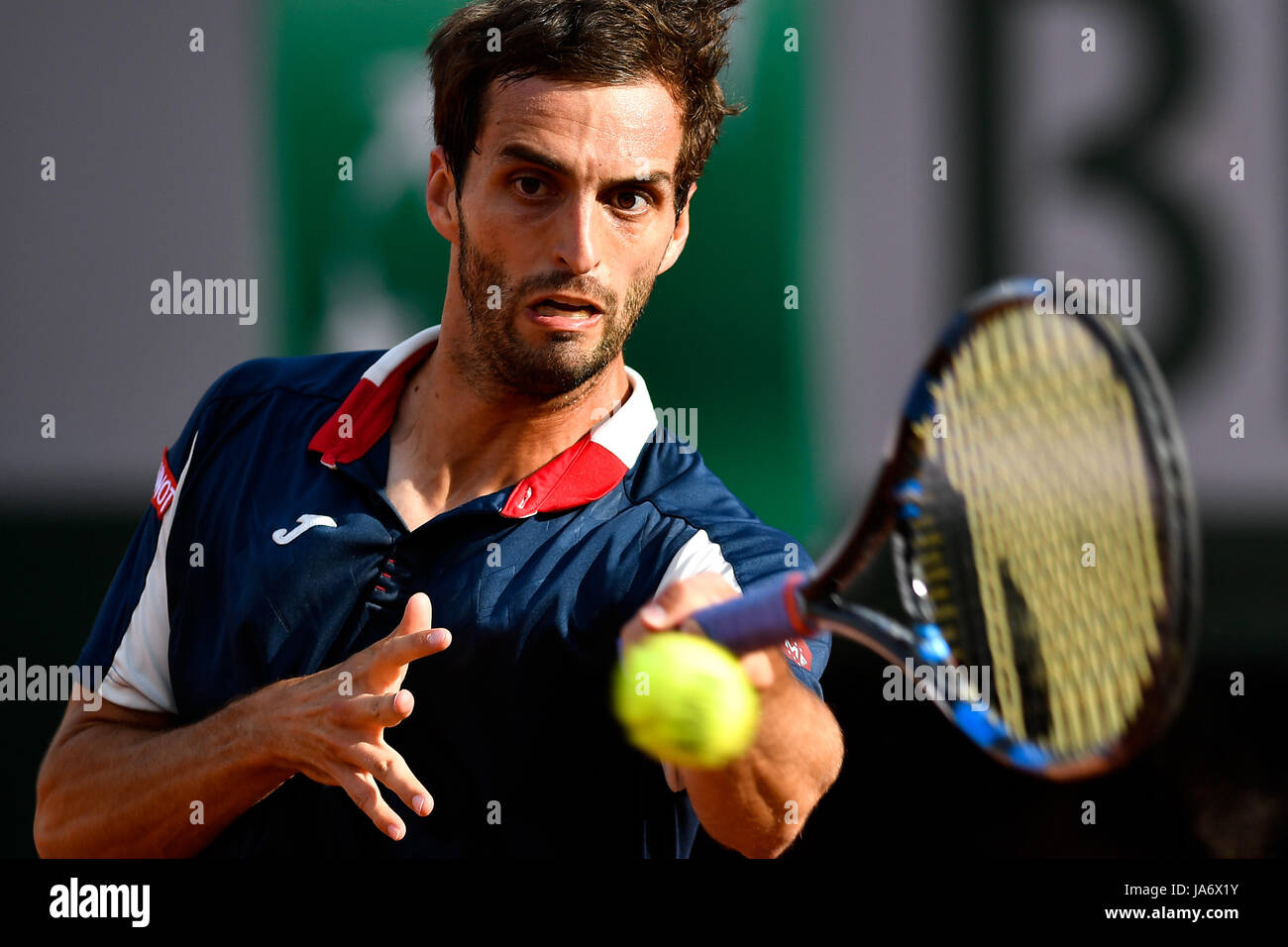 Paris. 4th June, 2017. Albert Ramos-Vinolas of Spain returns the ball ...