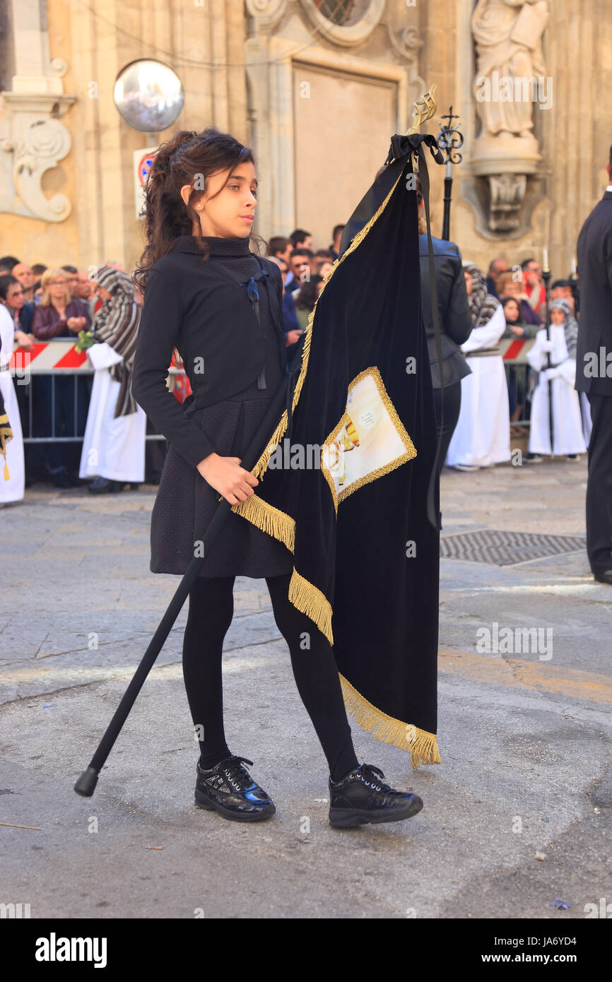 Sicily, Trapani, Good Friday Mysterious procession La Processione dei ...