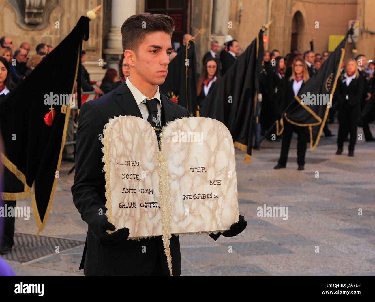 Sicily, Trapani, Good Friday Mysterious procession La Processione dei ...