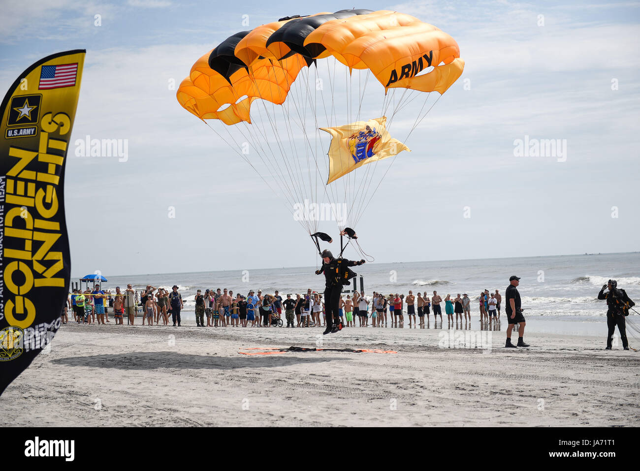 Atlantic City, New Jersey, USA. 23rd Aug, 2017. The Army's Golden ...