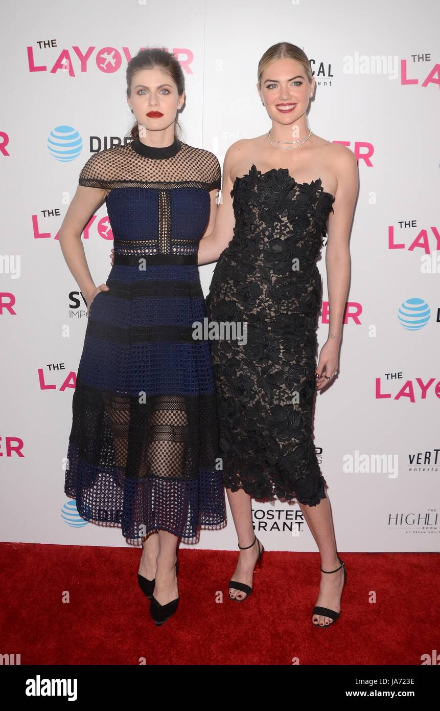 Alexandra daddario kate upton hi-res stock photography and images - Alamy