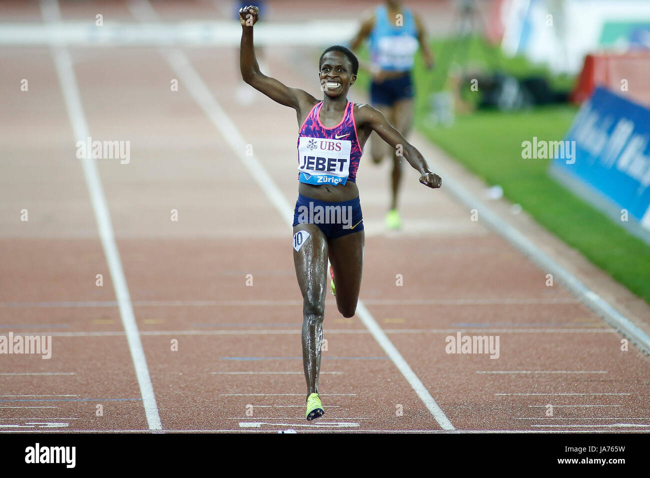Zurich, Switzerland. 24th Aug, 2017. Ruth Jebet of Bahrain celebrates ...