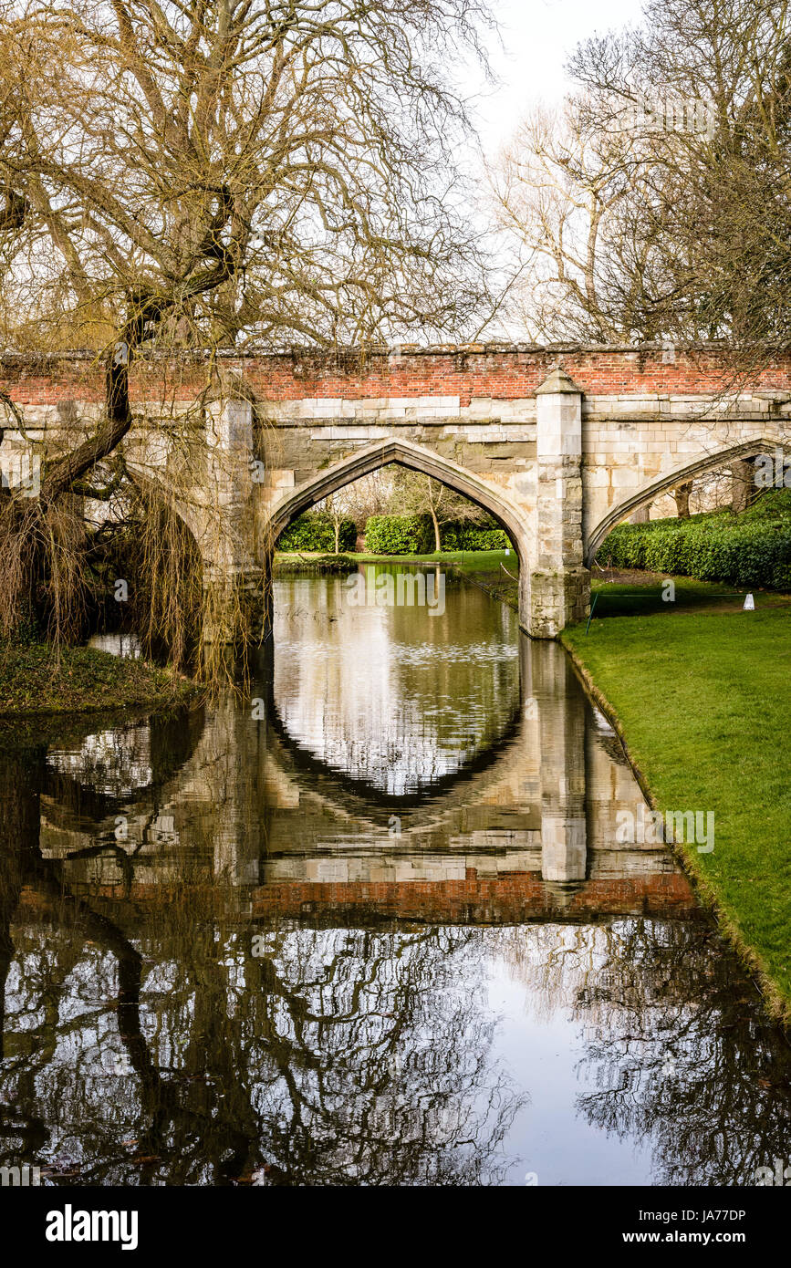 Eltham moat bridge hi-res stock photography and images - Alamy