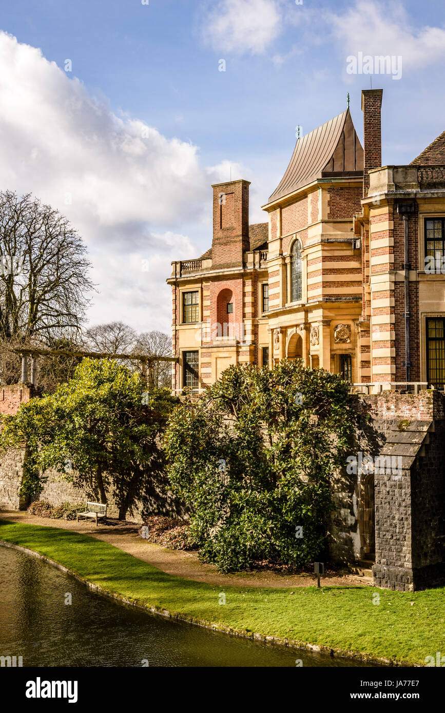 Manor house gardens greenwich hi-res stock photography and images - Alamy