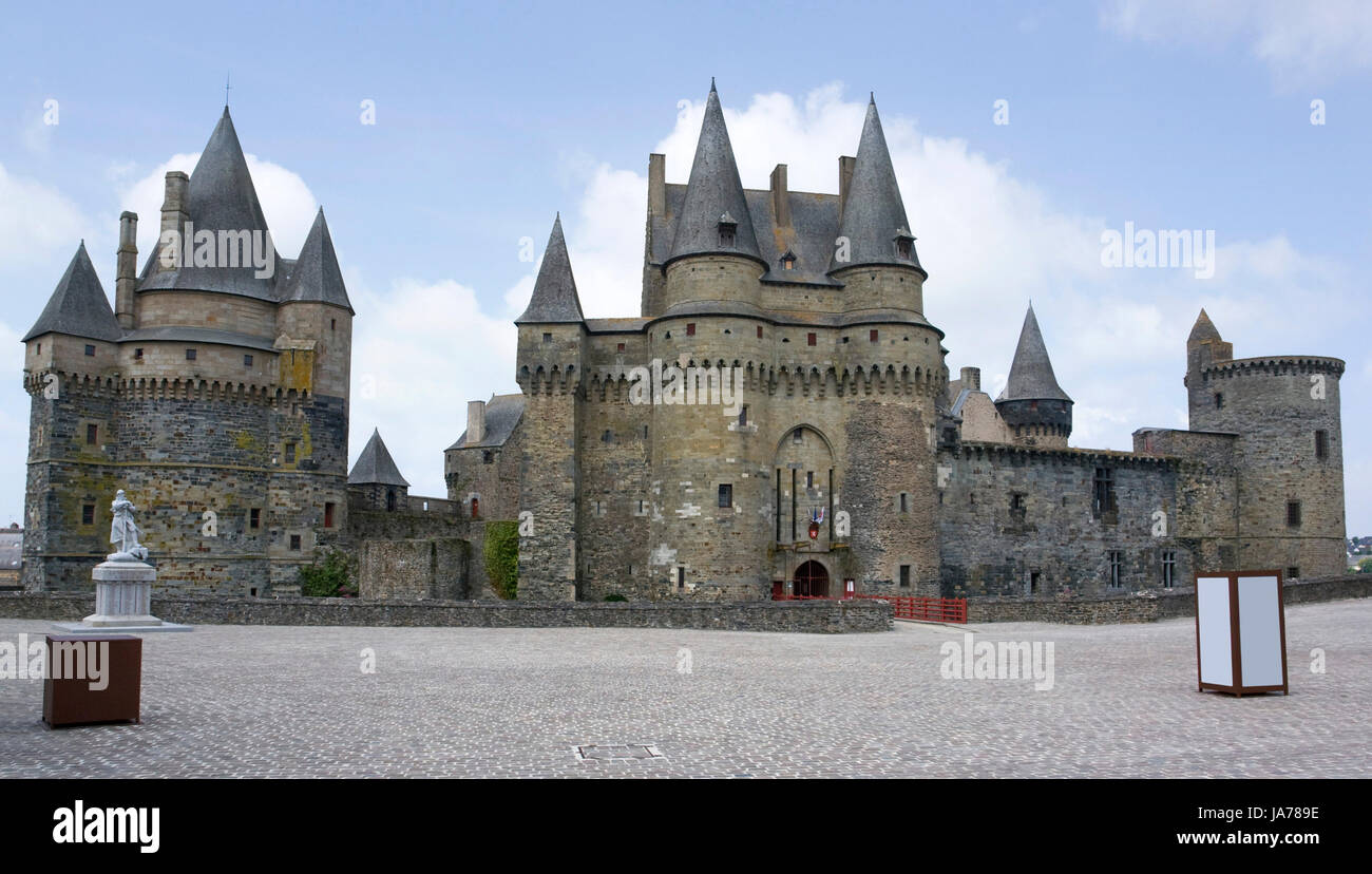 the castle of Vitre in Brittany, France Stock Photo - Alamy