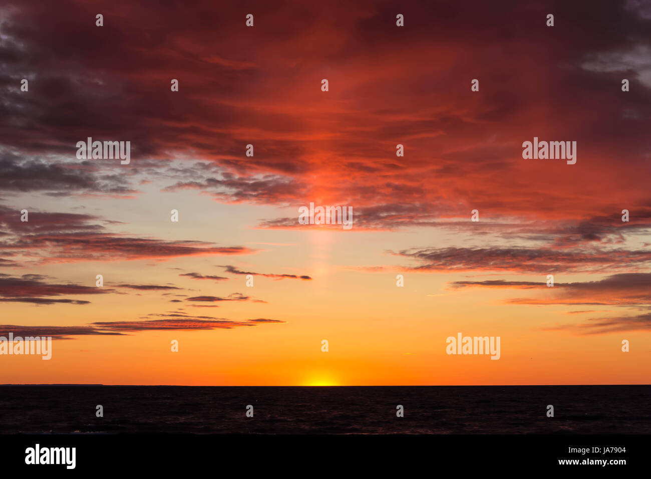 Water land sky hi-res stock photography and images - Alamy