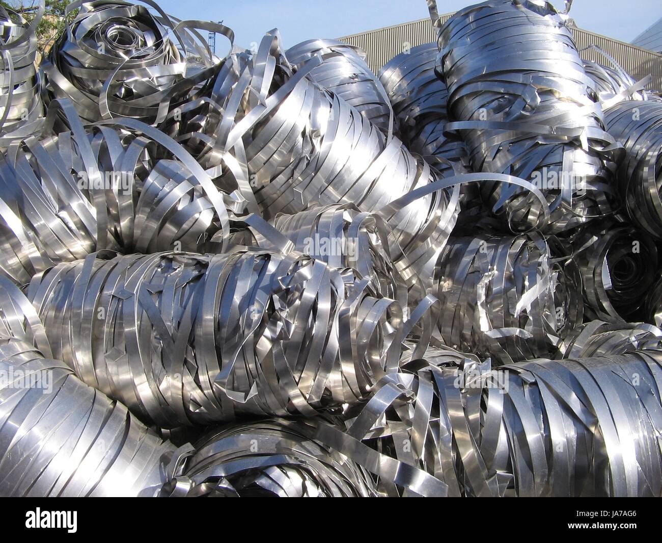Aluminum scrap hi-res stock photography and images - Alamy