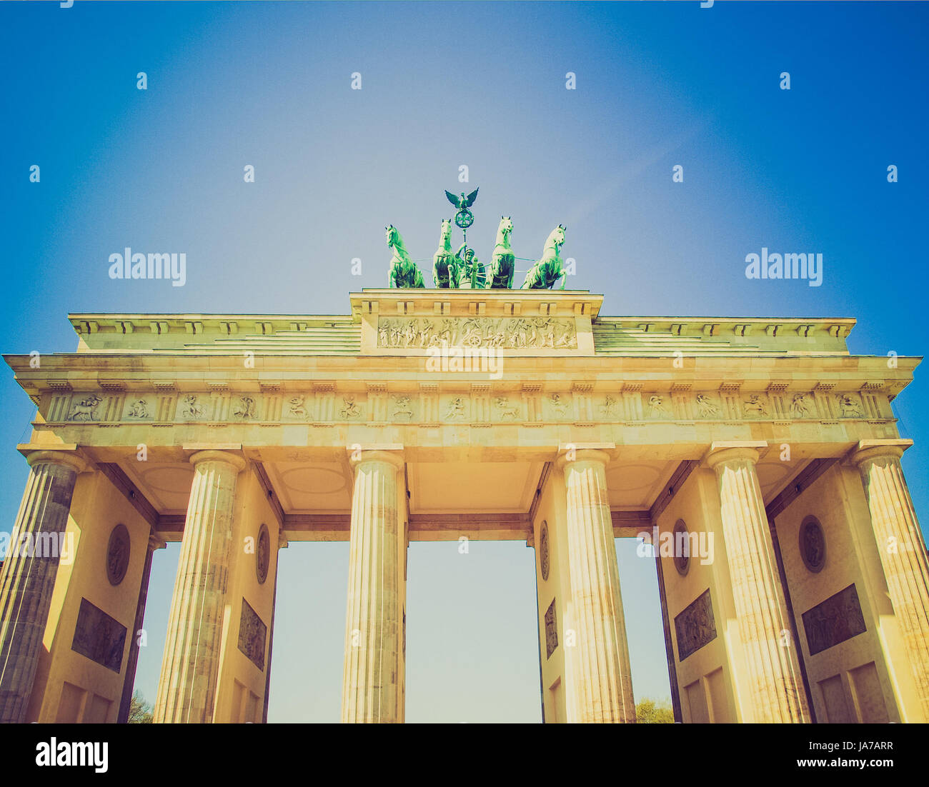 monument, famous, statue, sculpture, goal, passage, gate, archgway ...