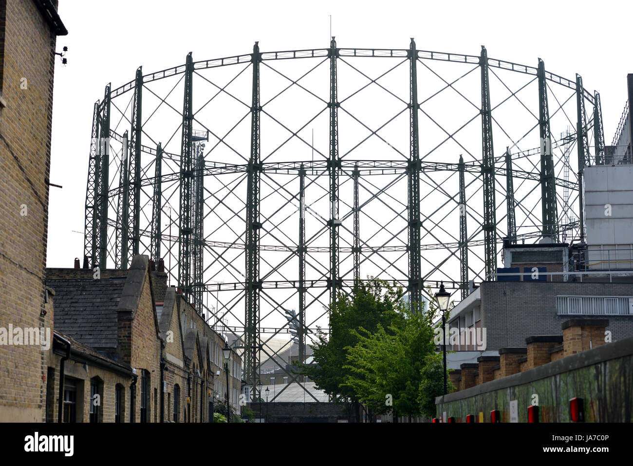 Disused gasworks hi-res stock photography and images - Alamy