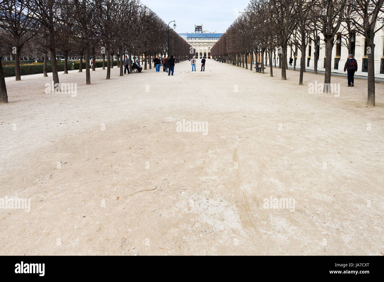 Petanque In Paris High Resolution Stock Photography and Images - Alamy