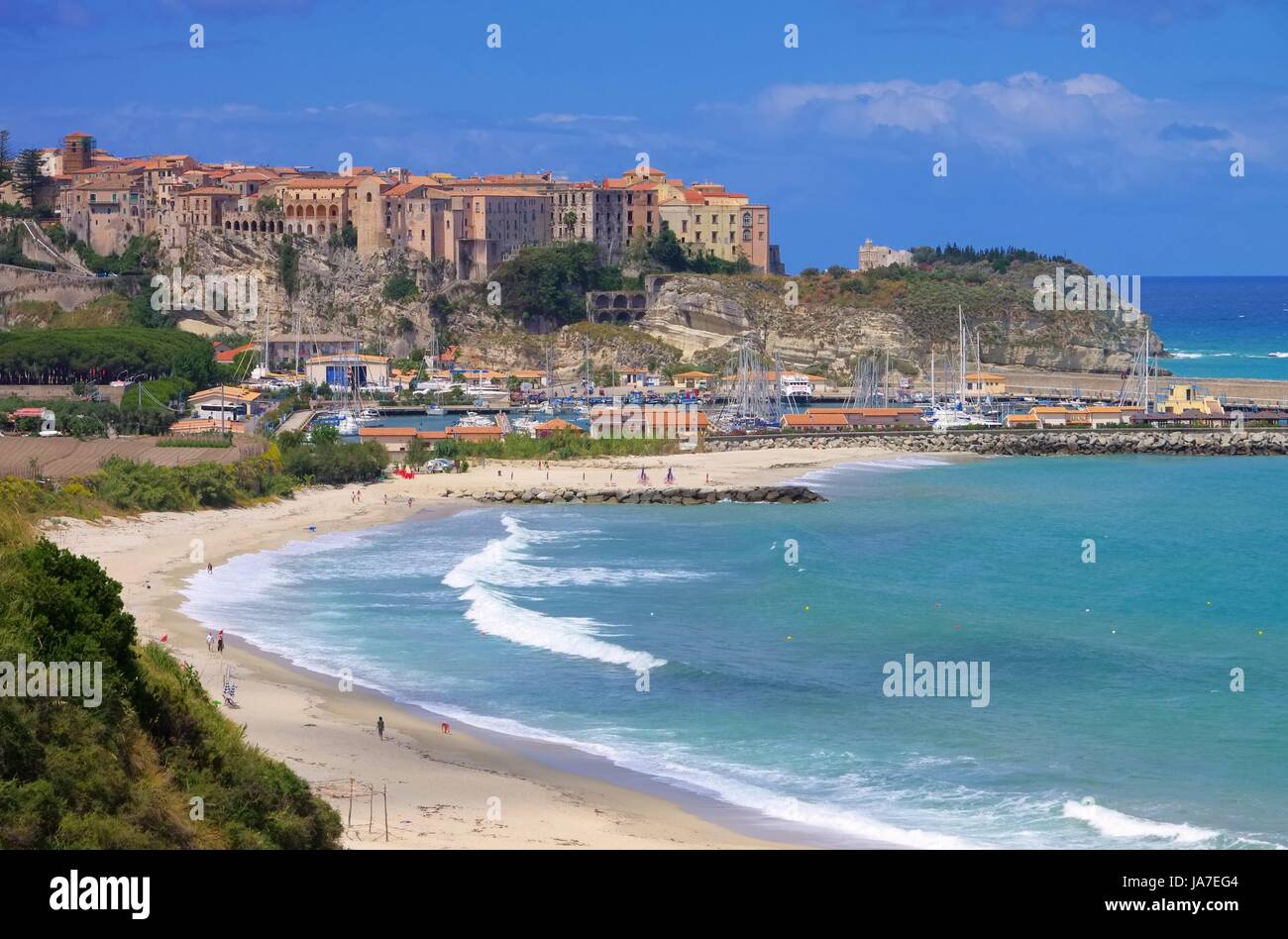 Tropea skyline hi-res stock photography and images - Alamy