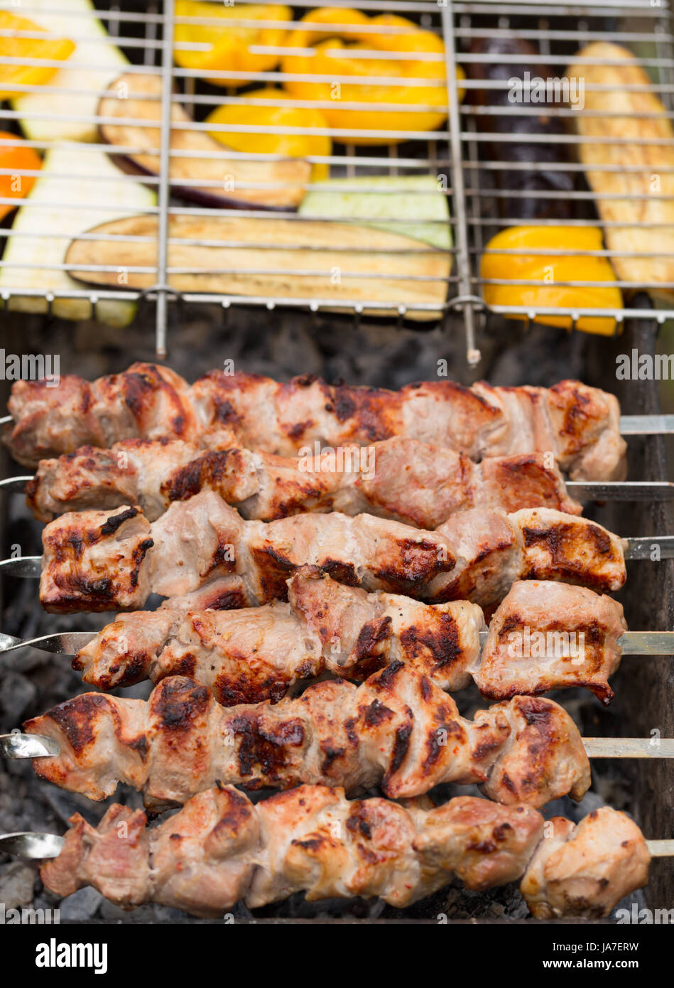 smoke, smoking, smokes, fume, food, aliment, pepper, spice, colour ...