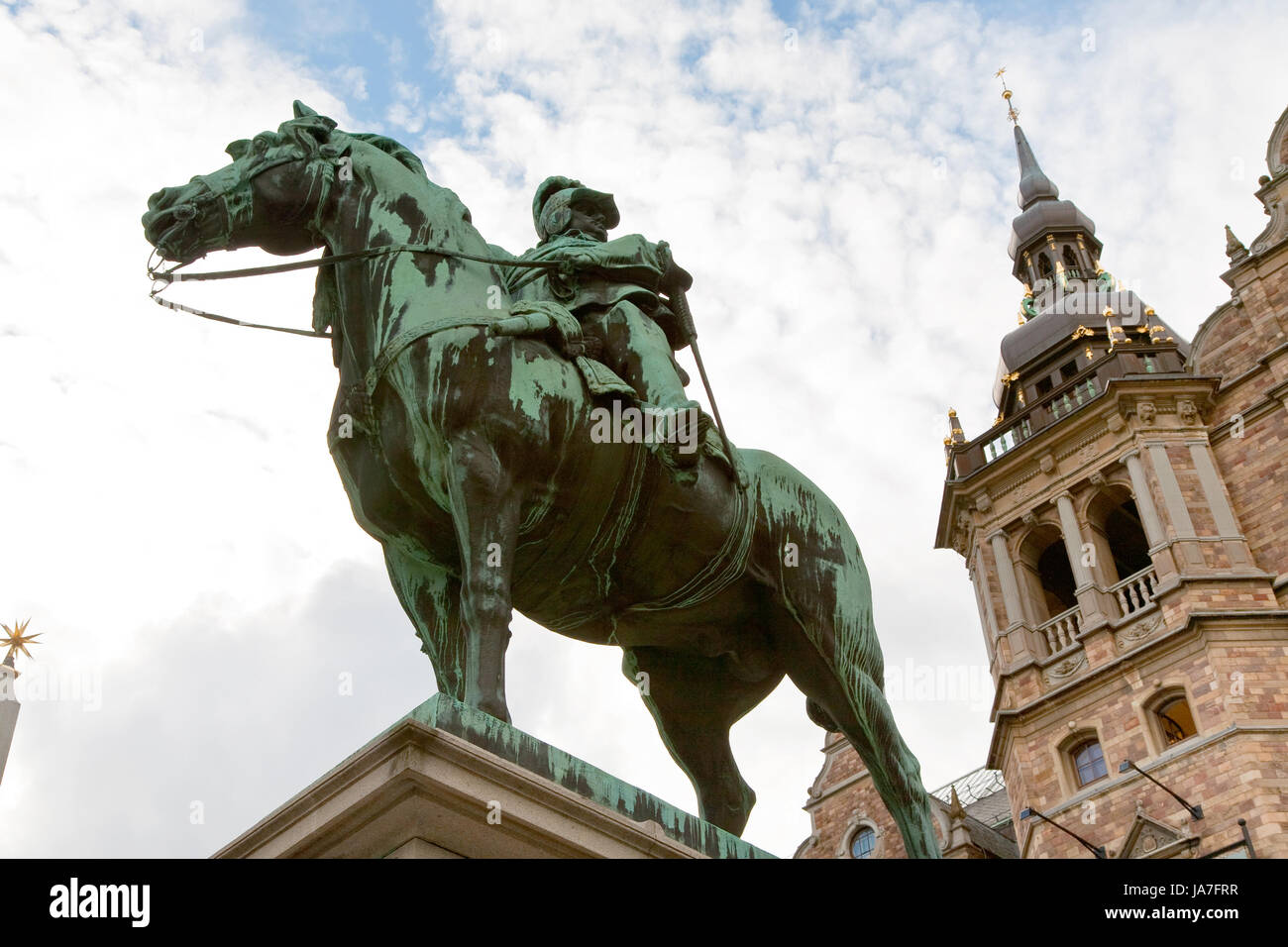 house, building, tower, city, town, monument, art, culture, famous ...