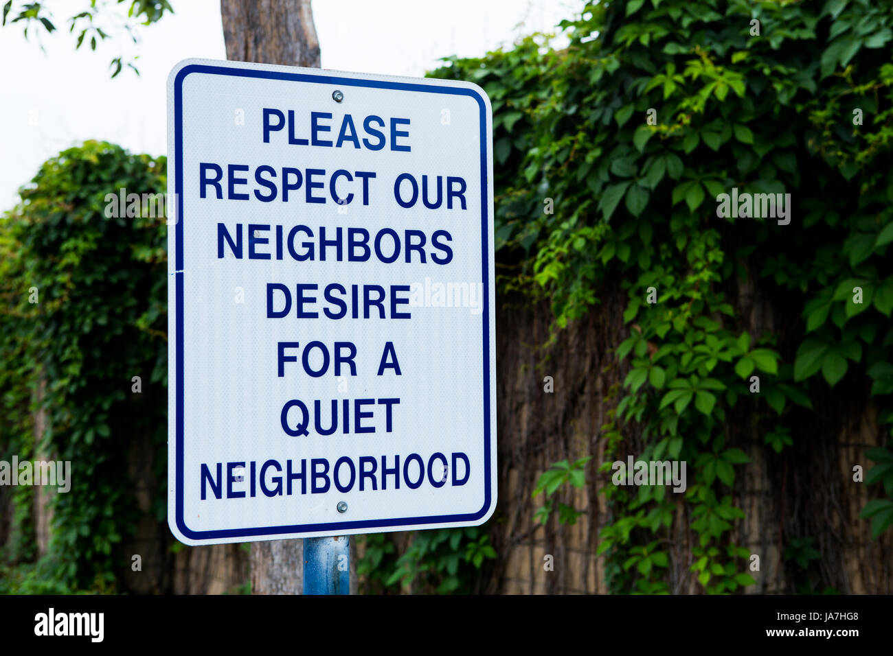 Request for a Quiet neighborhood sign Stock Photo - Alamy