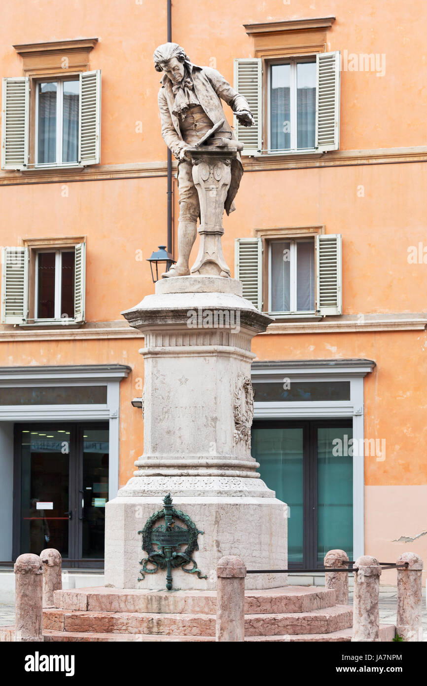 historical, city, town, monument, memorial, art, science, statue ...