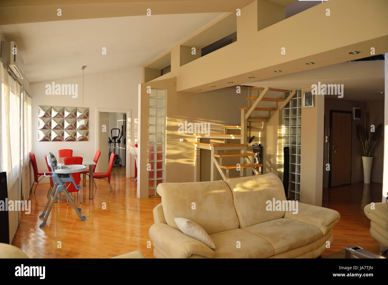 stairs, house, building, inside, big, large, enormous, extreme ...