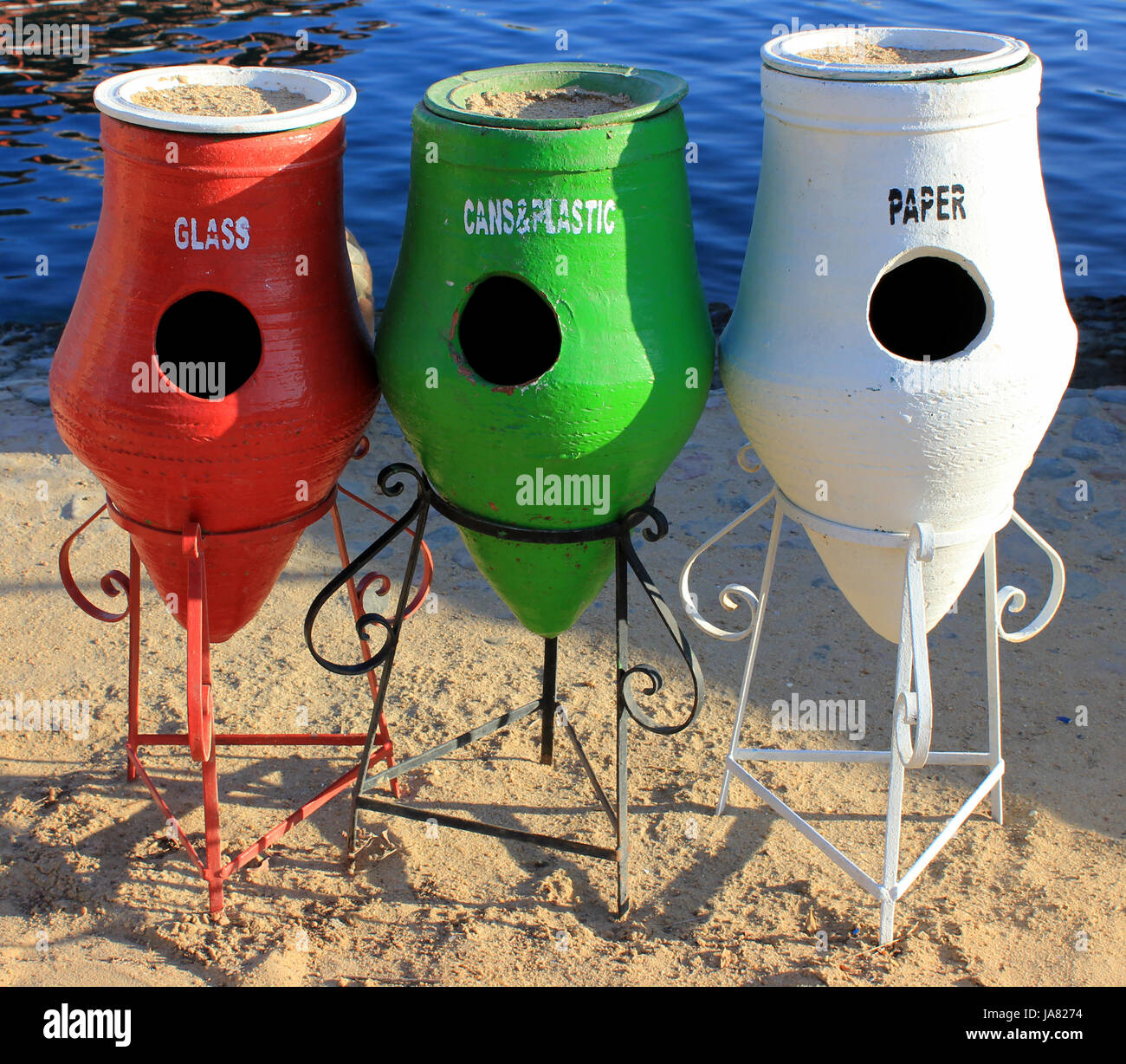 blue, object, big, large, enormous, extreme, powerful, imposing ...