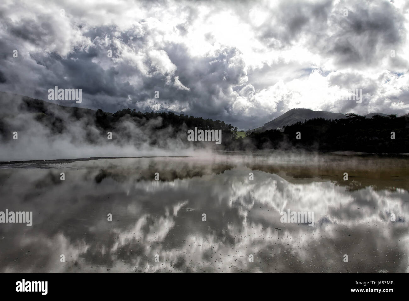 Image of Wai-O-Tapu Volcanic Zone, New Zealand Stock Photo - Alamy