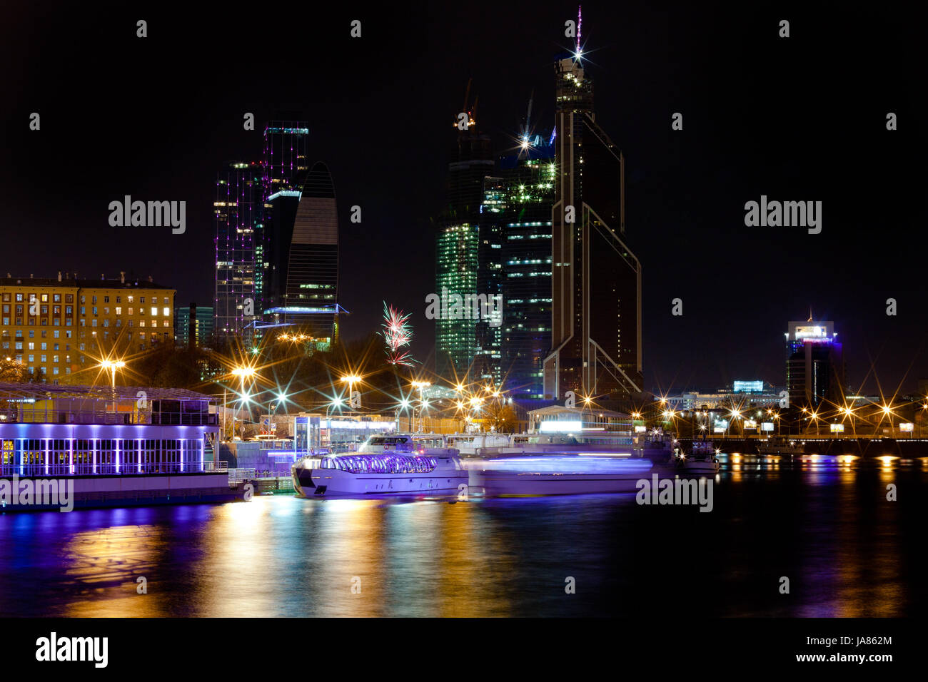 house, building, city, town, night, nighttime, reflection, office ...