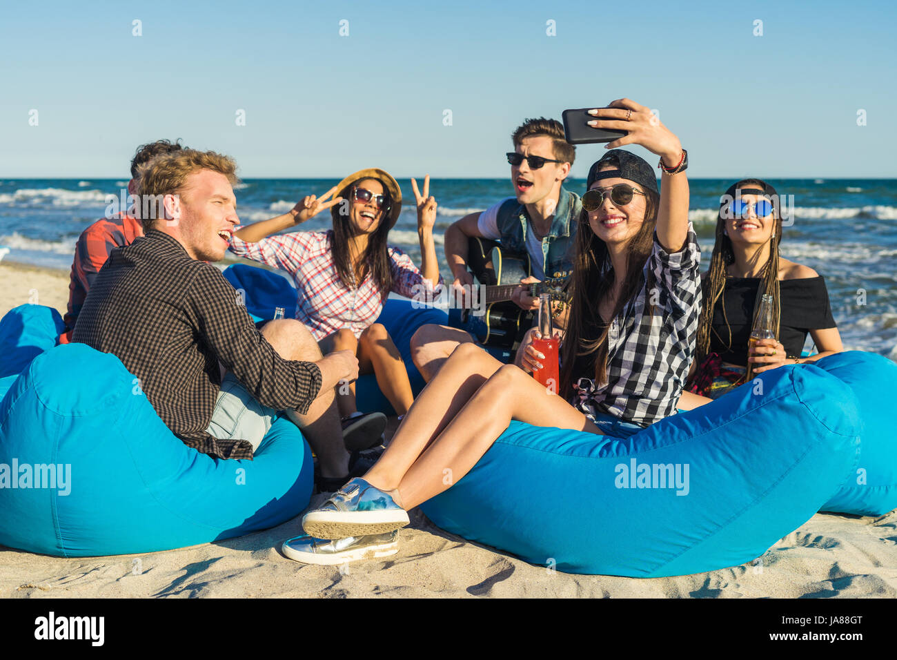 Selfie party hi-res stock photography and images - Alamy