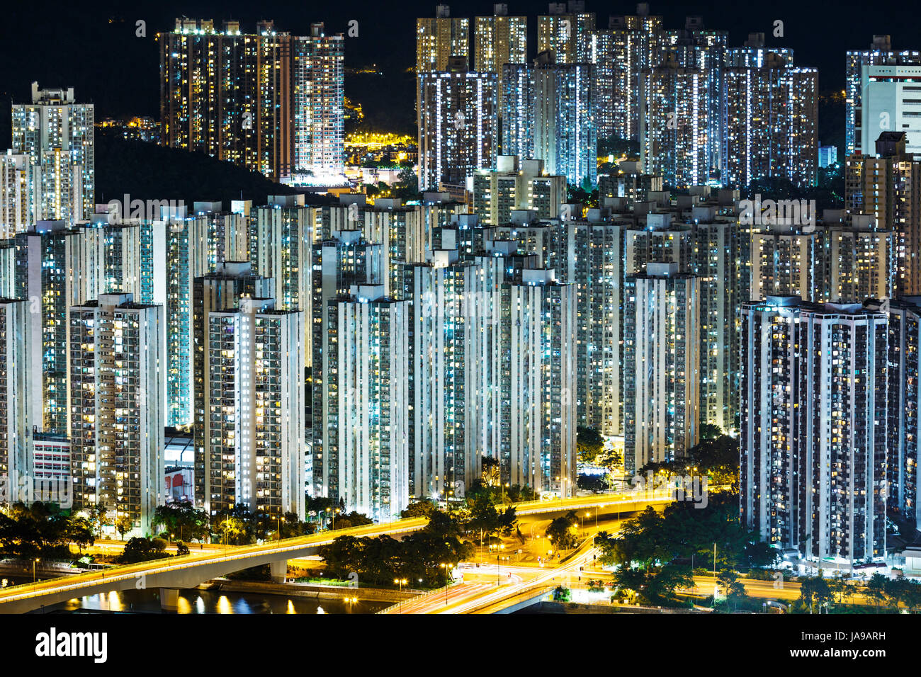 city, town, house, home, dwelling house, residential building, building ...