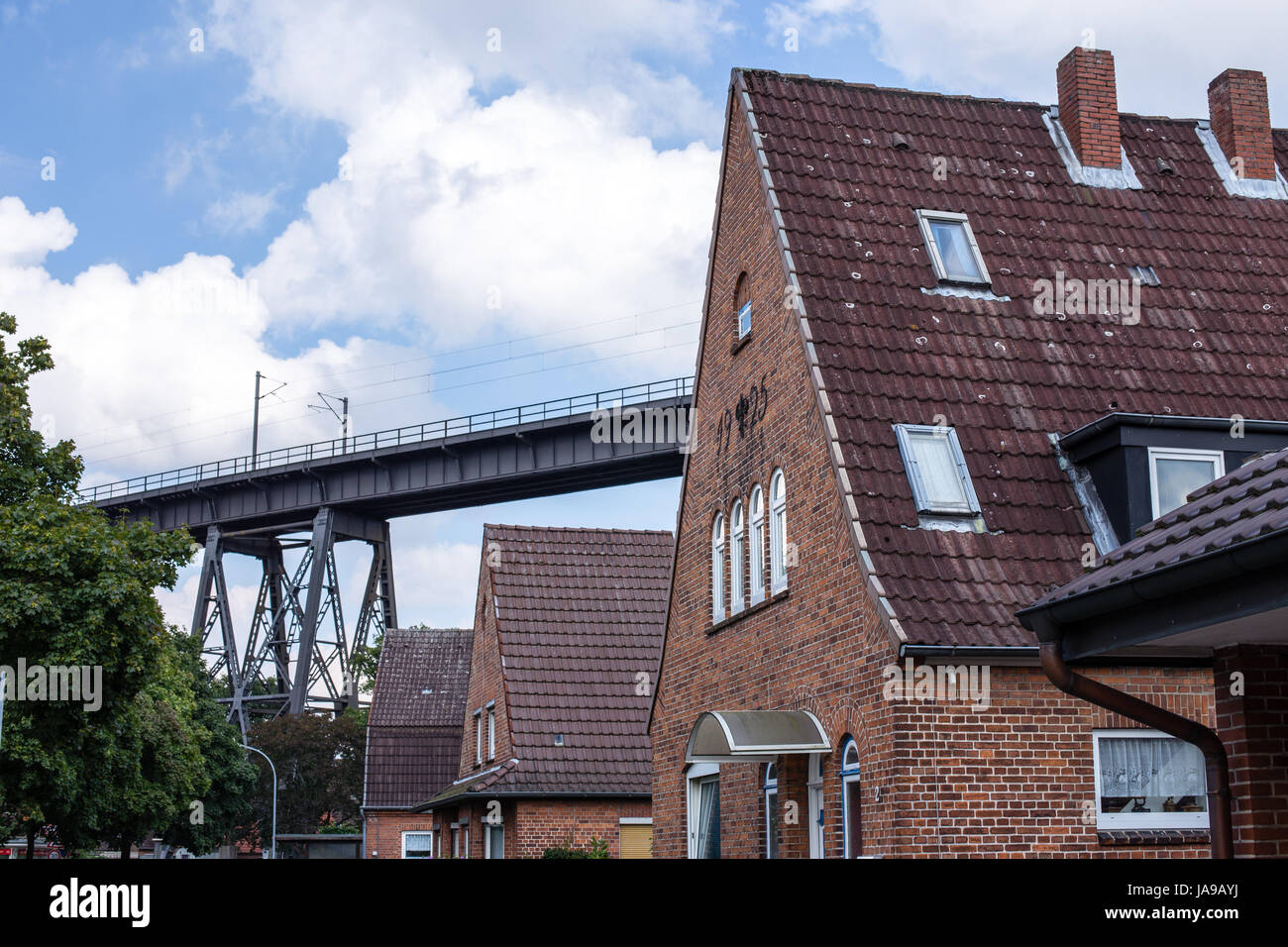 bridge, houses, window, porthole, dormer window, pane, bridge ...